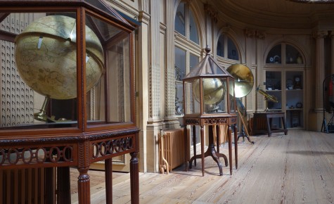 Science School Trips - Voyager School Travel